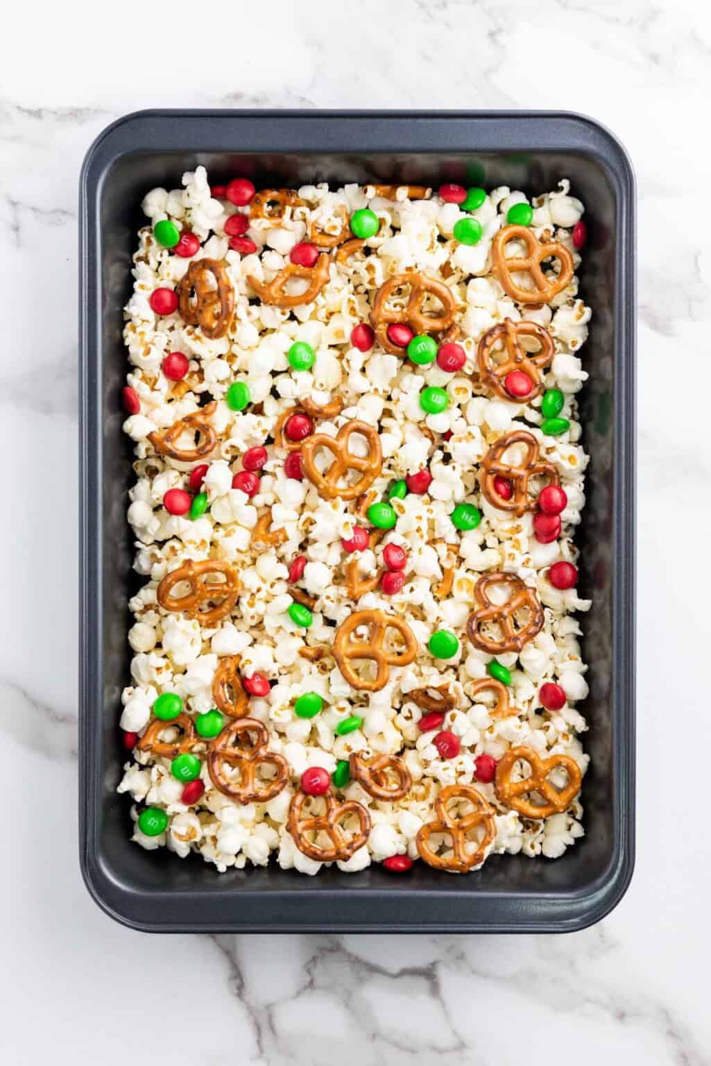 Christmas Popcorn - Three Kids, Three Cats, and a Husband
