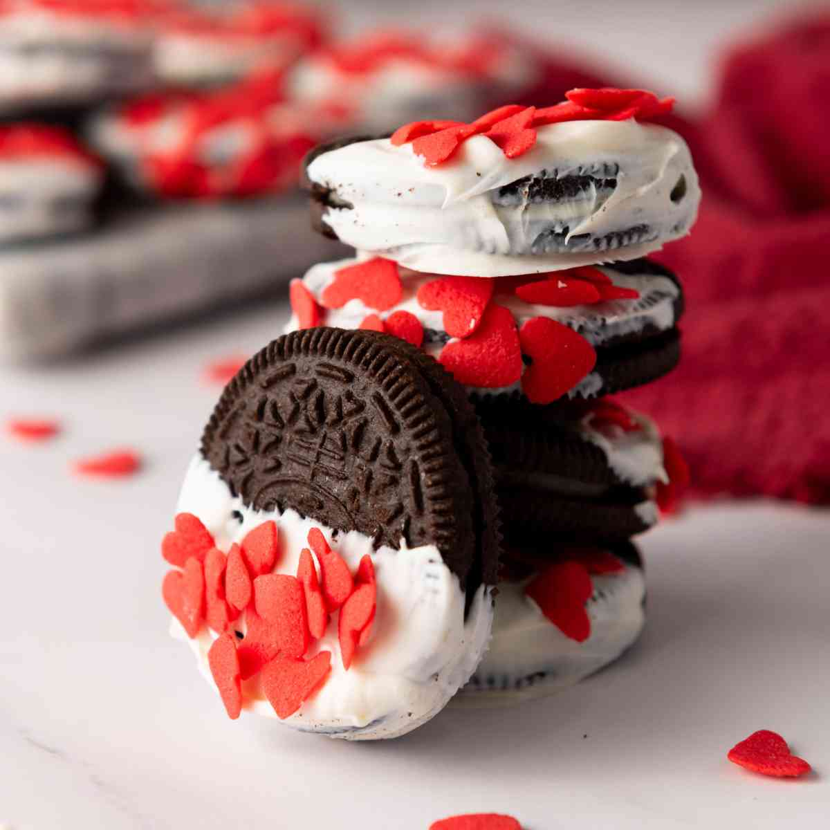 White Chocolate Dipped Valentine’s Day Oreos - Three Kids, Three Cats ...